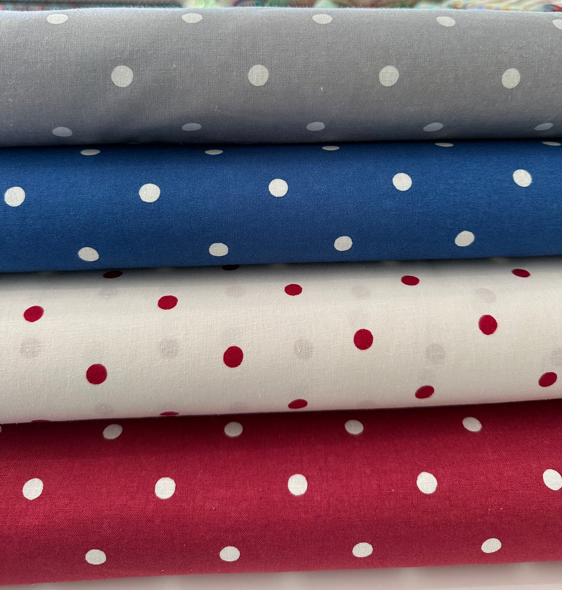 Fabric - Spots - (1345) Red Spots on Vanilla – Tamborine to Tilba