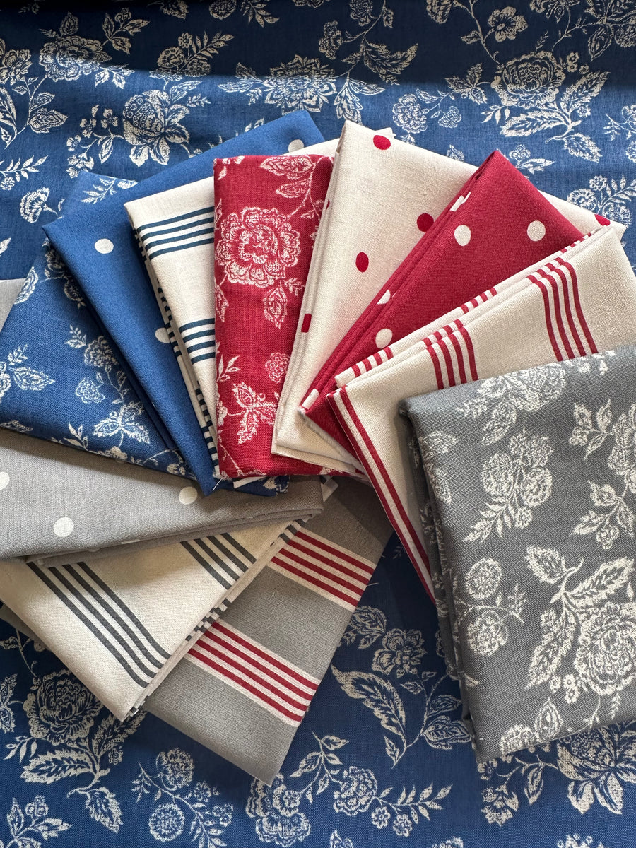 Fabric - Packs, Kits & Panels - (K136) Red, Blue & Grey 50 cm Pack ...